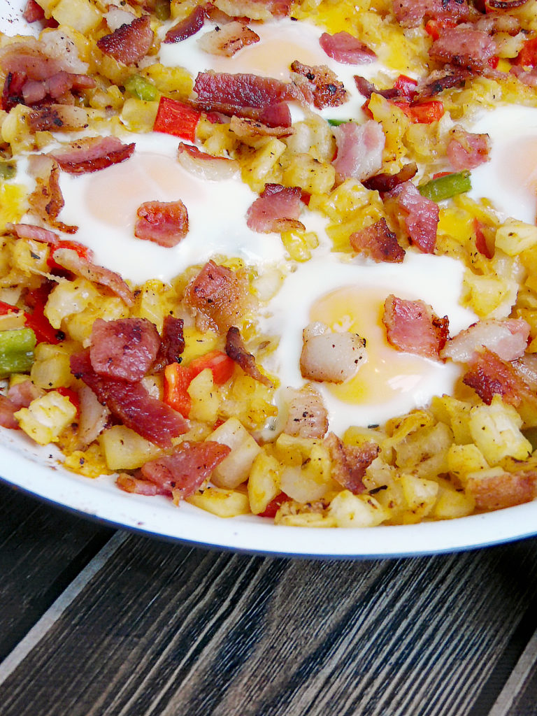 Bacon, Egg and Pepper Breakfast Hash - Biscuits and Grading